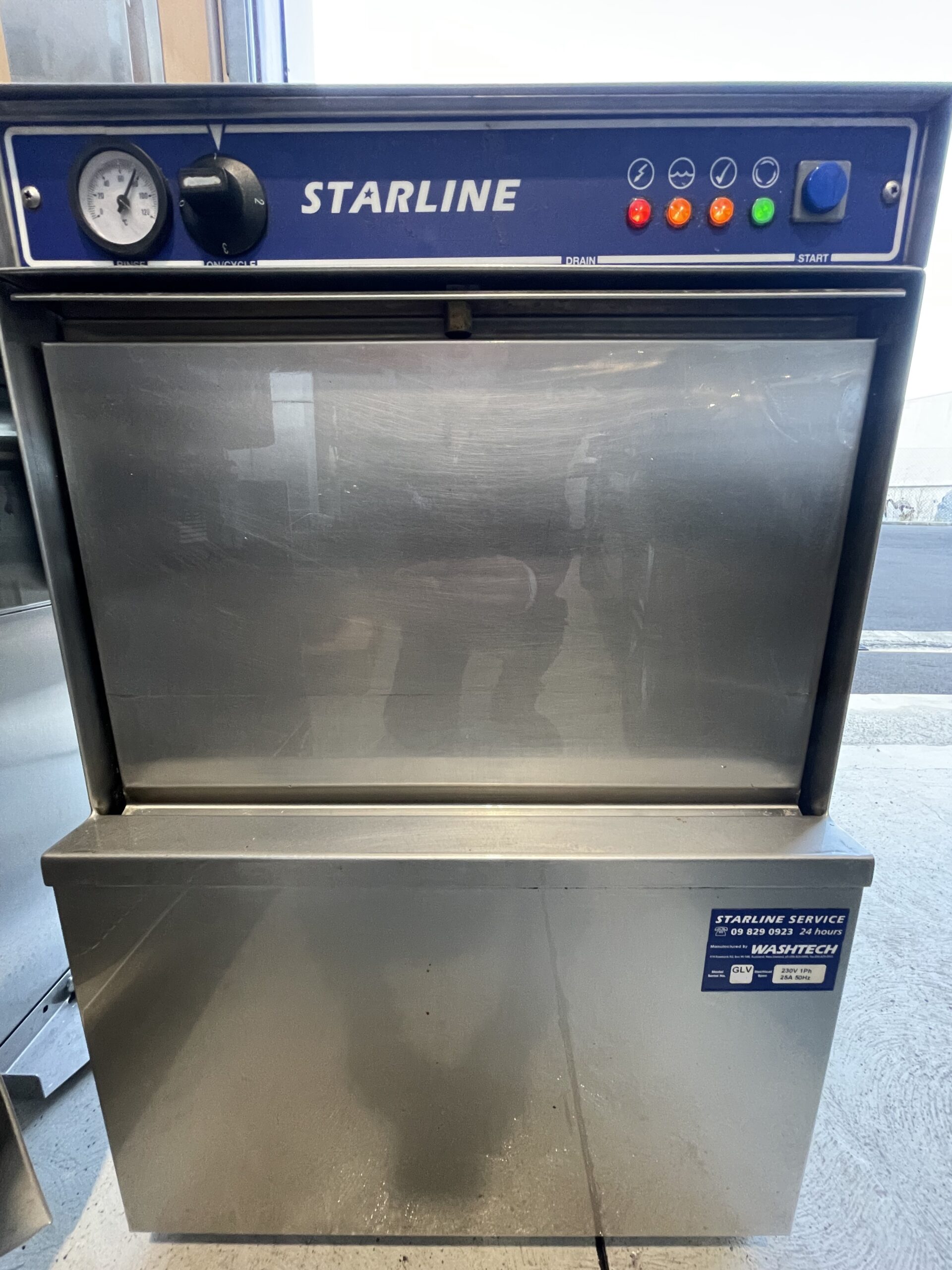 Starline GLV dishwasher / Sanetizer - Kevco